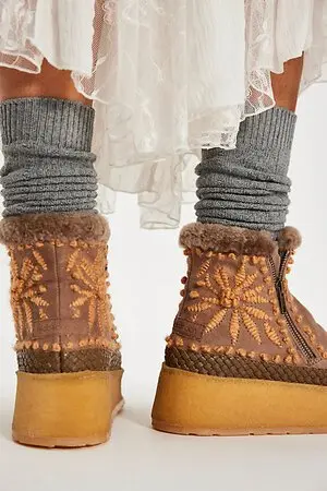 LAIDBACK LONDON Setsu Floral Stitched Platform Boots - Taupe Suede Peach - Fp Exclusive