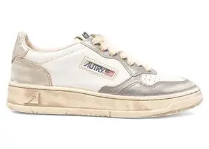 AUTRY Medalist Low Super Vintage Sneakers