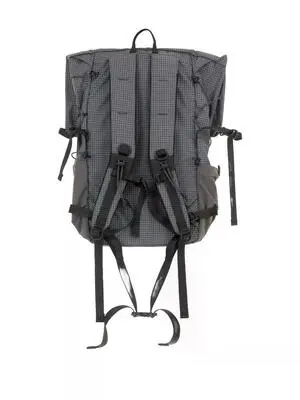 AND WANDER Grid-pattern Backpack