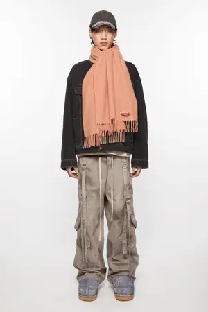 Acne Studios Fringe Wool Scarf – Narrow - Rose Melange