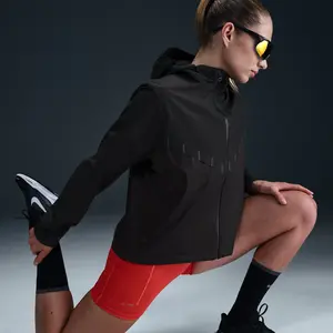 Nike Aeroswift Aerogami Storm-fit Running Jacket