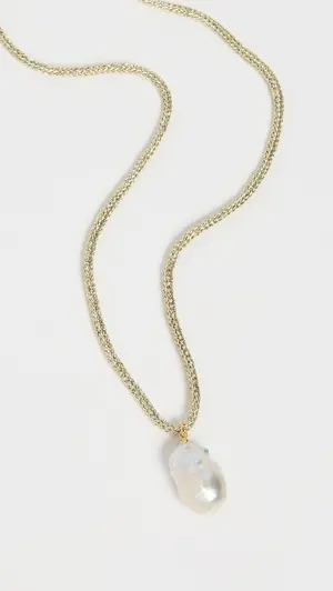 HART Gold Metallic Pearl Necklace