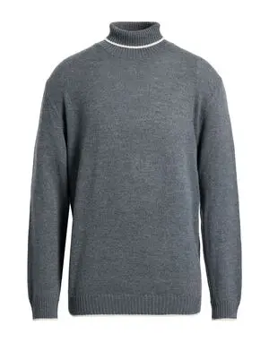 Eleventy Platinum Turtleneck Wool Top