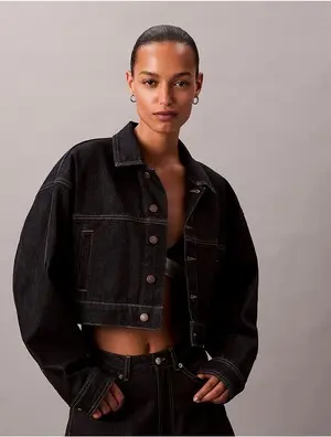Calvin Klein Cropped Relaxed Denim Trucker Jacket