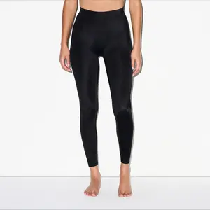 Nike Skims Shine High-waisted V-panel 26" Leggings