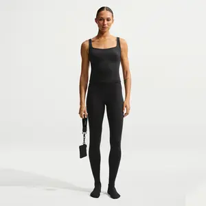 Nike Skims Matte High-waisted Footsie Grip Leggings - Black