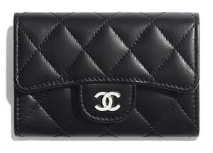 Chanel Classic Card Holder Quilted Silvertone - Black