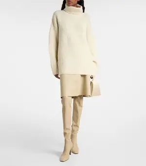 TOTEME Alpaca And Wool-blend Turtleneck Sweater - White