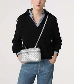 Bottega Veneta Leather Vanity Case Bag - Silver