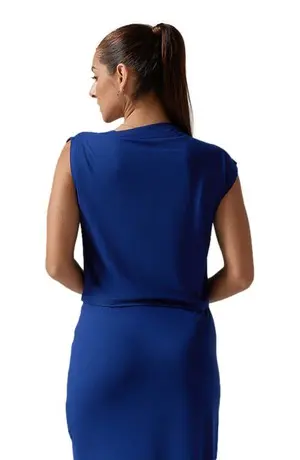 TAVI Brushed Knit Asymmetrical Tee - Deep Navy