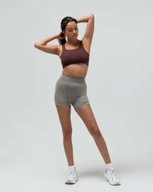 REFORMER Clean Finish Compression Bra - Maple