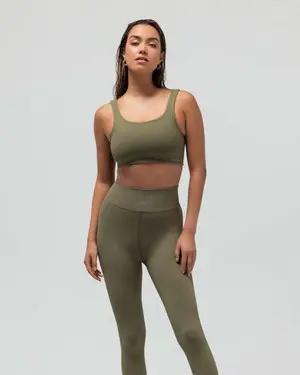 REFORMER The Ribbed Legging - Olive