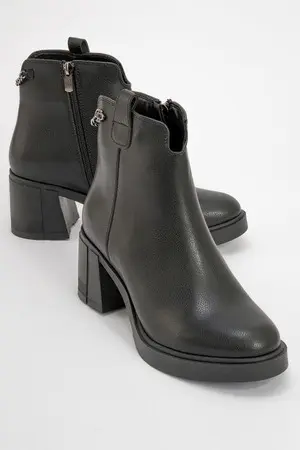 PROLOGUE SHOES Mier Chunky Boots - Black Faux Leather