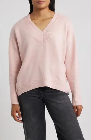 CITY BLUES Long Sleeve V-neck Sweater - Petal