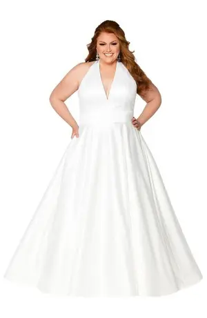 SYDNEY'S CLOSET Norma Jean Halter Wedding Dress