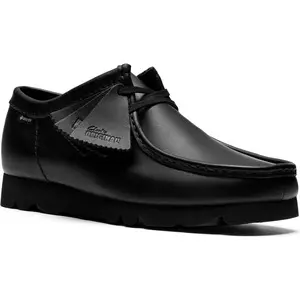 Clarks Criss-cross Derbys