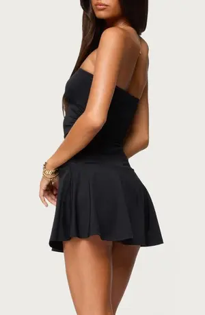 EDIKTED Evonna Strapless Flared Romper