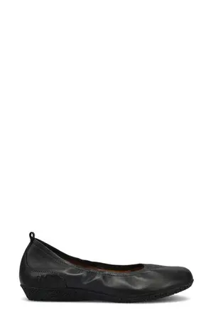 TAOS Chit Chat Leather Ballet Flats - Black