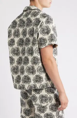 RIZORT Hibiscus Print Camp Shirt