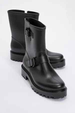 PROLOGUE SHOES Zone Rain Boot - Black Faux Leather
