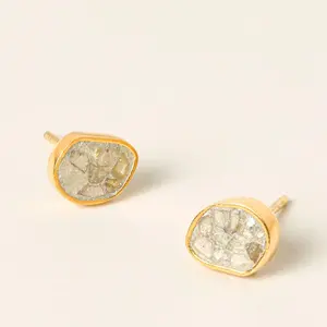 UNCOMMON GOODS Sliced Raw Diamond Stud Earrings - Gold/off-white
