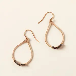 UNCOMMON GOODS Earrings E.a.m. Handmade