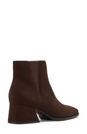 Blondo Mckinzie Waterproof Block Heel Chelsea Boot