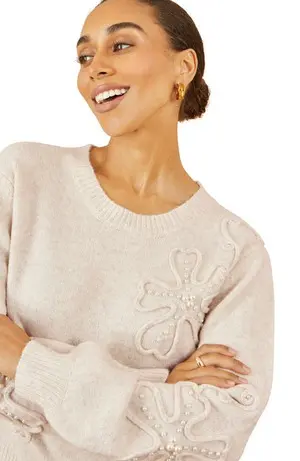 YUMI Floral Appliqué Relaxed Fit Sweater