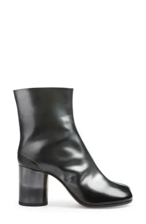 MAISON MARGIELA Tabi Ankle Boots