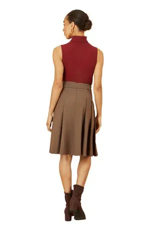 YUMI Pleated Midi Skirt With Belt