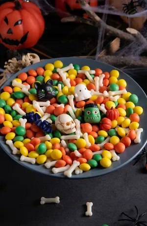 SOUTHLAKE GIFTS Spooky Mix Unscented Halloween Wax Melts