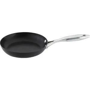 SCANPAN Professional 9.5 Inch Fry Pan - Black