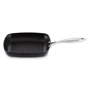 SCANPAN Professional 10.5 Inch Nonstick Grill Pan - Black