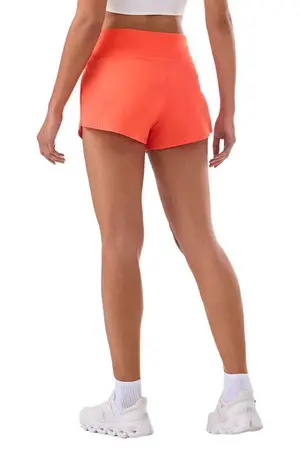 TAVI Sport Short - Hot Coral