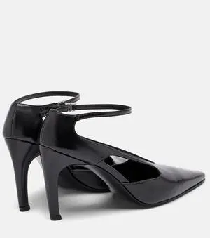 TOTEME Cutout Leather Pumps - Black