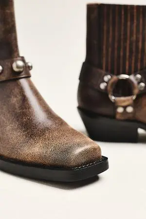 BIBI LOU Moto Ankle Boots - Marron