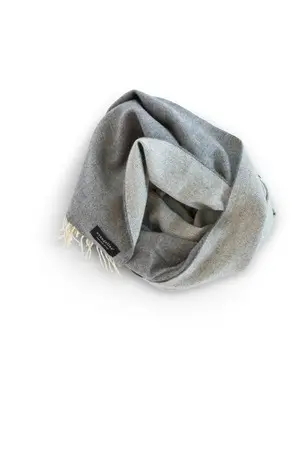 EVANGELINE Wearable Wraps - Reversible Grey/cream