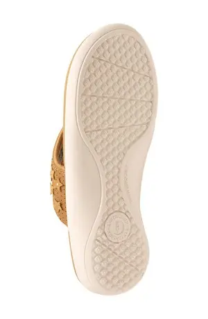 REVITALIGN Yumi Bvi Flip Flop - Tan