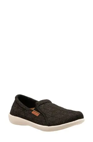REVITALIGN Siesta Serenity Slip-on Sneaker - Black