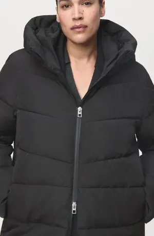 Mango Water Repellent Hooded Puffer Coat - Black