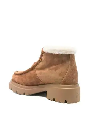 STUART WEITZMAN Hudson Shearling Chukka Boots