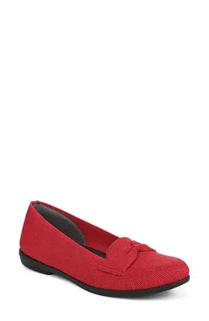Lifestride Round Toe Flats For Women