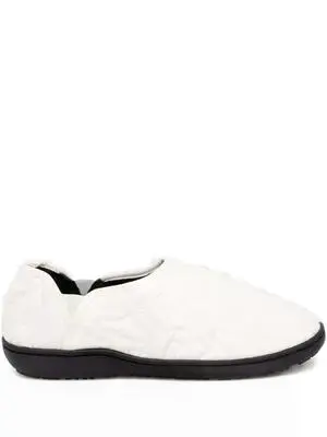 SUBU Quilted Slip-on Slippers