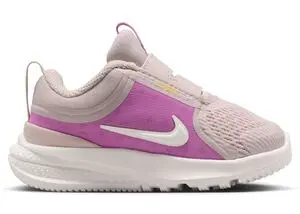 Nike Star Runner 5 Sneakers