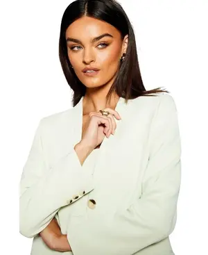 WAREHOUSE Runway Collarless Boxy Blazer