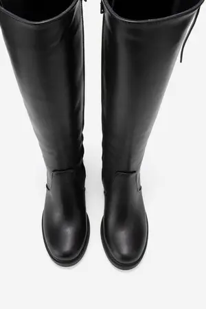 FOREVER & ALWAYS SHOES Lensa Leather Block Heel Boots - Black