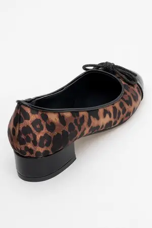PROLOGUE SHOES Julien Bow Detail Block Heel Flat