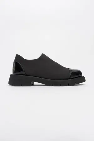 PROLOGUE SHOES Panola Scuba Loafer - Black Patent