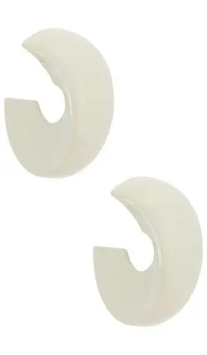 UNCOMMON MATTERS Sculpted Creole Earrings - Ivory
