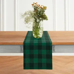 SOLINO HOME Linen Table Runnerbuffalo Check - Green And Black